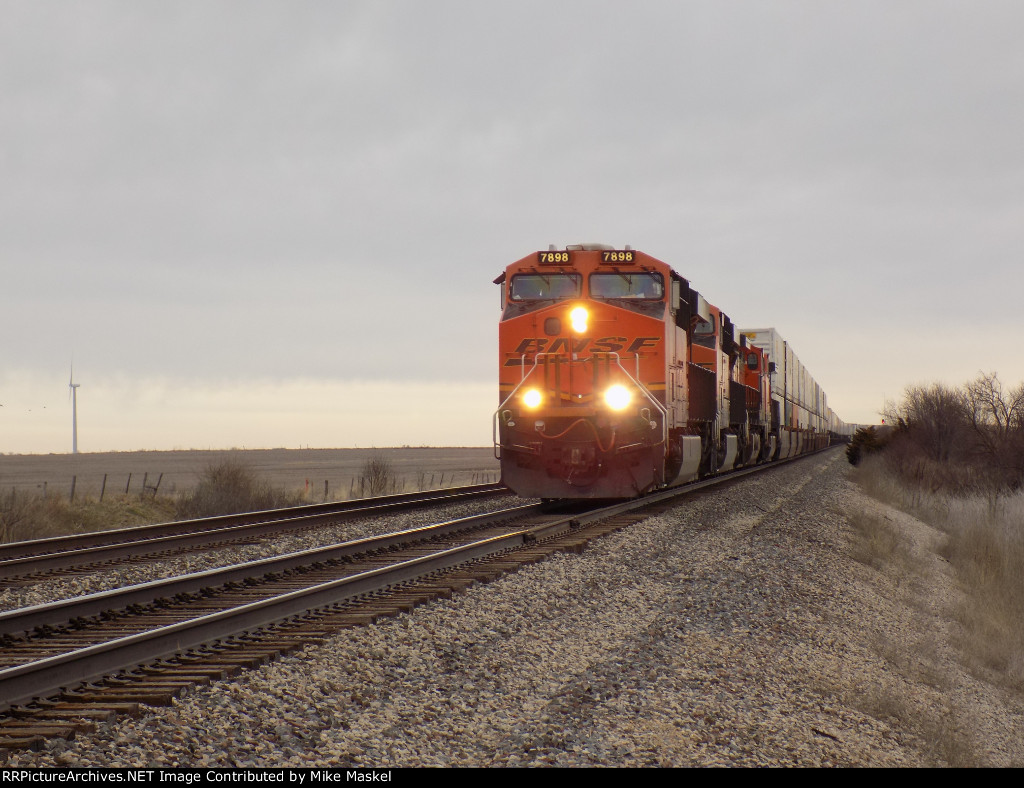 BNSF 7898